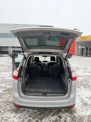Grey Ford Grand C-MAX 2012 in Vilnius, with an engine capacity of 2.00 L and mileage of 325 thousand km for 3500 €, photo 12 on AUTOMOTO.COM.LV