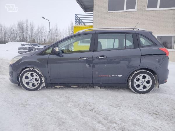 Grey Ford Grand C-MAX 2012 in Siauliai, with an engine capacity of 1.60 L and mileage of 252 thousand km for 3850 €, photo 1 on AUTOMOTO.COM.LV