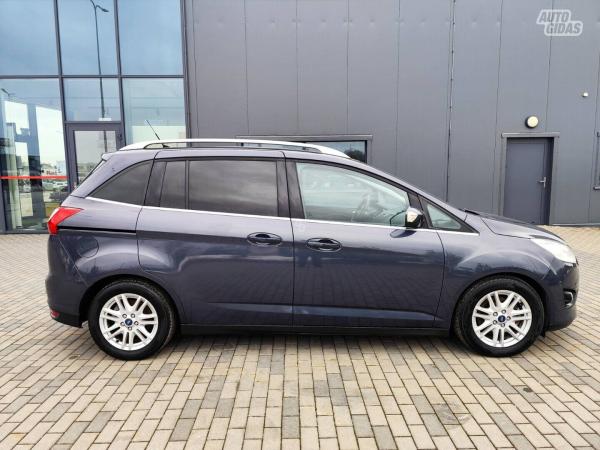 Grey Ford Grand C-MAX 2012 in Siauliai, with an engine capacity of 2.00 L and mileage of 270 thousand km for 4550 €, photo 7 on AUTOMOTO.COM.LV