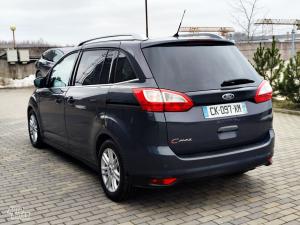 Pelēks Ford Grand C-MAX 2012 Šauļi, ar dzinēja tilpumu 2.00 L un nobraukumu 270 tūkst. km par 4550 €, foto 5 vietnē AUTOMOTO.COM.LV