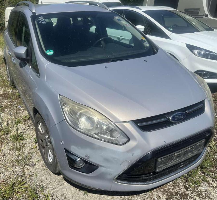 Grey Ford Grand C-MAX 2012 in Kelme, with an engine capacity of 2.00 L and mileage of 29 thousand km for 1900 €, photo 1 on AUTOMOTO.COM.LV