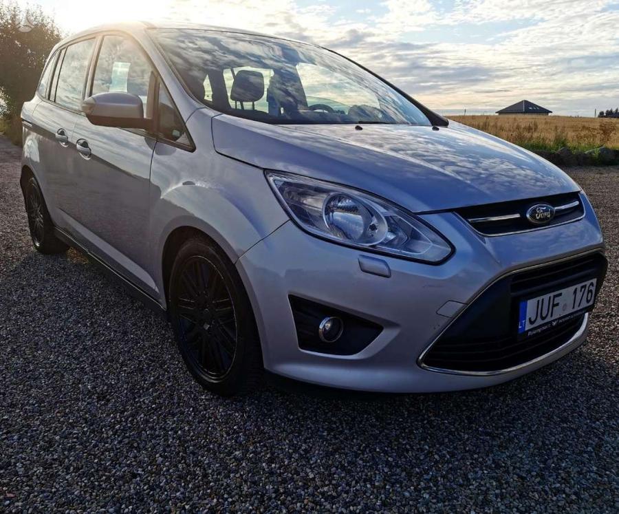 Pelēks Ford Grand C-MAX 2013 Viļņa, ar dzinēja tilpumu 2.00 L un nobraukumu 250 tūkst. km par 3550 €, foto 1 vietnē AUTOMOTO.COM.LV