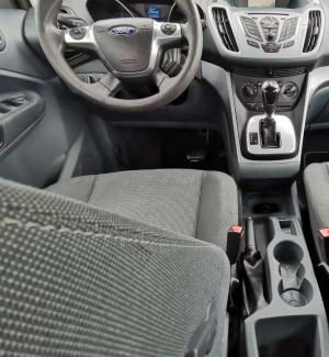 Pelēks Ford Grand C-MAX 2013 Viļņa, ar dzinēja tilpumu 2.00 L un nobraukumu 250 tūkst. km par 3550 €, foto 5 vietnē AUTOMOTO.COM.LV