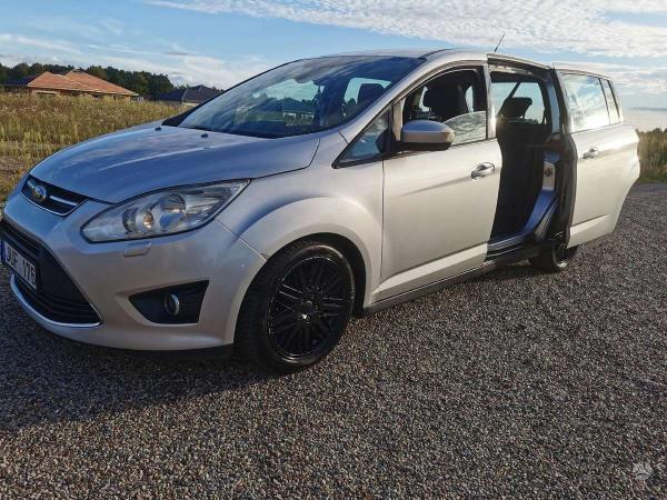 Pelēks Ford Grand C-MAX 2013 Viļņa, ar dzinēja tilpumu 2.00 L un nobraukumu 250 tūkst. km par 3550 €, foto 6 vietnē AUTOMOTO.COM.LV