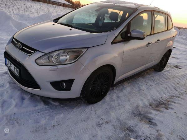 Pelēks Ford Grand C-MAX 2013 Viļņa, ar dzinēja tilpumu 2.00 L un nobraukumu 250 tūkst. km par 3550 €, foto 1 vietnē AUTOMOTO.COM.LV