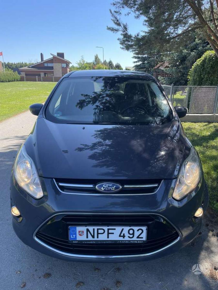 Pelēks Ford Grand C-MAX 2014 Kretinga, ar dzinēja tilpumu 1.60 L un nobraukumu 186 tūkst. km par 4600 €, foto 4 vietnē AUTOMOTO.COM.LV