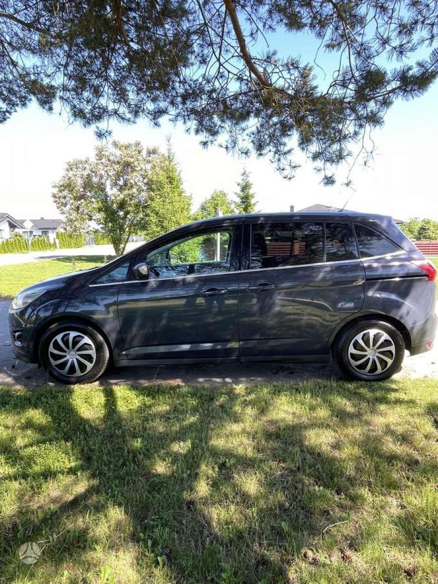 Pelēks Ford Grand C-MAX 2014 Kretinga, ar dzinēja tilpumu 1.60 L un nobraukumu 186 tūkst. km par 4600 €, foto 6 vietnē AUTOMOTO.COM.LV