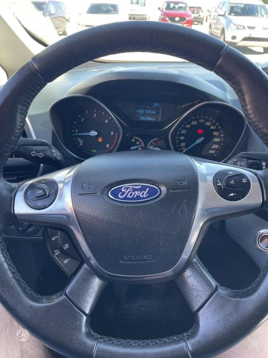 Pelēks Ford Grand C-MAX 2014 Kretinga, ar dzinēja tilpumu 1.60 L un nobraukumu 186 tūkst. km par 4600 €, foto 19 vietnē AUTOMOTO.COM.LV