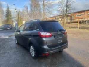 Grey Ford Grand C-MAX 2015 in Ukmerge, with an engine capacity of 0.00 L and mileage of 205 thousand km for 4550 €, photo 3 on AUTOMOTO.COM.LV