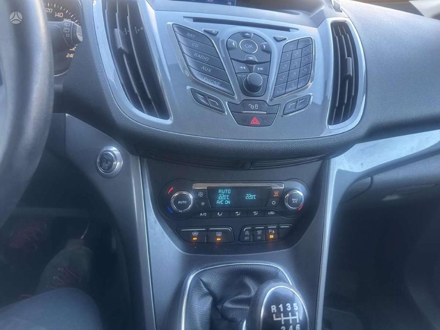 Grey Ford Grand C-MAX 2015 in Ukmerge, with an engine capacity of 0.00 L and mileage of 205 thousand km for 4550 €, photo 7 on AUTOMOTO.COM.LV