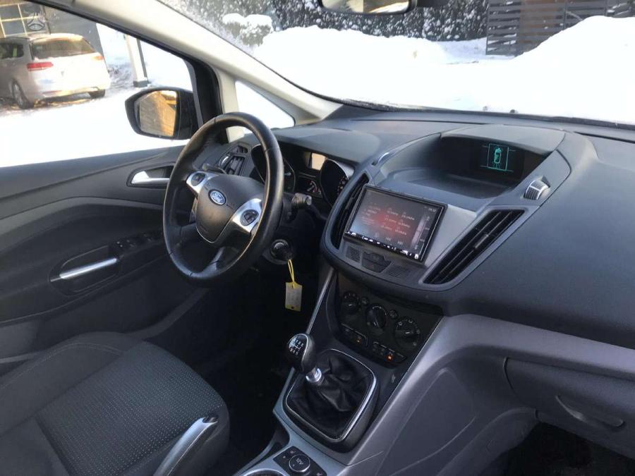 Grey Ford Grand C-MAX 2015 in Ignalina, with an engine capacity of 1.00 L and mileage of 144 thousand km for 3650 €, photo 11 on AUTOMOTO.COM.LV