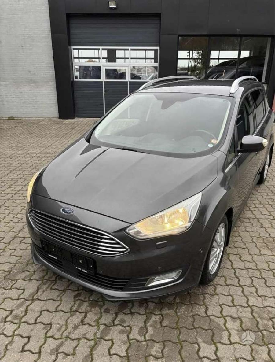 Grey Ford Grand C-MAX 2015 in Telschi, with an engine capacity of 2.00 L and mileage of 213 thousand km for 5500 €, photo 1 on AUTOMOTO.COM.LV