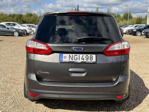 Pelēks Ford Grand C-MAX 2016 Šauļi, ar dzinēja tilpumu 1.50 L un nobraukumu 236 tūkst. km par 6900 €, foto 7 vietnē AUTOMOTO.COM.LV