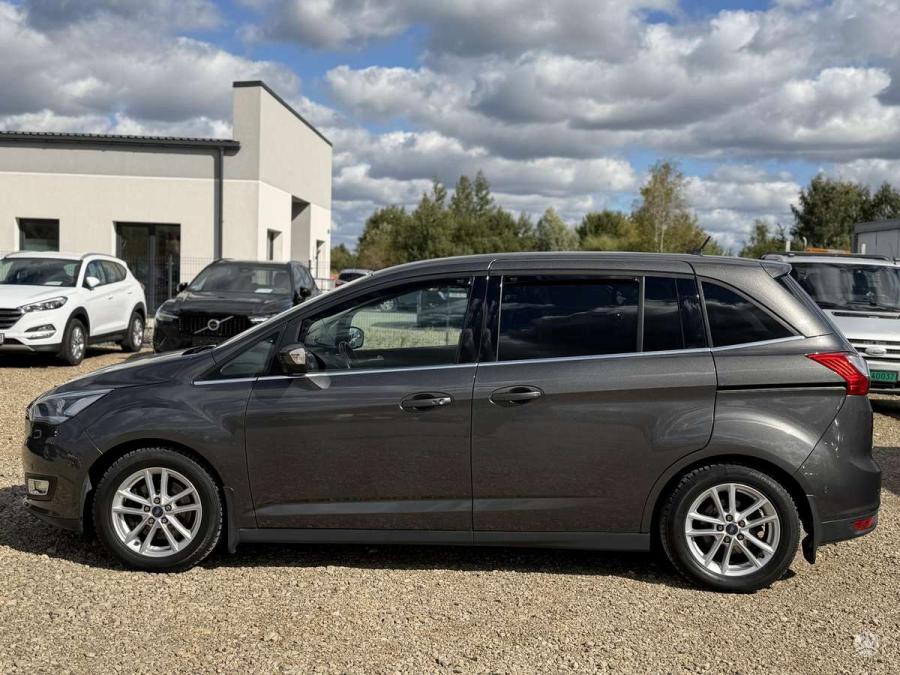 Grey Ford Grand C-MAX 2016 in Siauliai, with an engine capacity of 1.50 L and mileage of 236 thousand km for 6900 €, photo 11 on AUTOMOTO.COM.LV