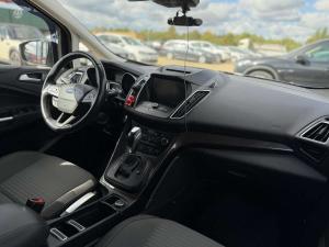 Grey Ford Grand C-MAX 2016 in Siauliai, with an engine capacity of 1.50 L and mileage of 236 thousand km for 6900 €, photo 17 on AUTOMOTO.COM.LV