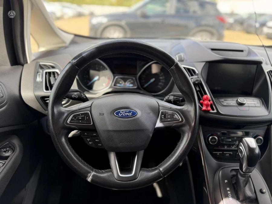 Grey Ford Grand C-MAX 2016 in Siauliai, with an engine capacity of 1.50 L and mileage of 236 thousand km for 6900 €, photo 20 on AUTOMOTO.COM.LV