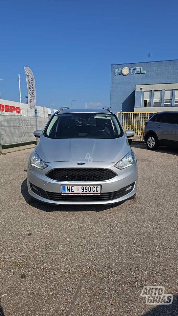 Grey Ford Grand C-MAX 2017 in Kaunas, with an engine capacity of 1.50 L and mileage of 180 thousand km for 5700 €, photo 5 on AUTOMOTO.COM.LV