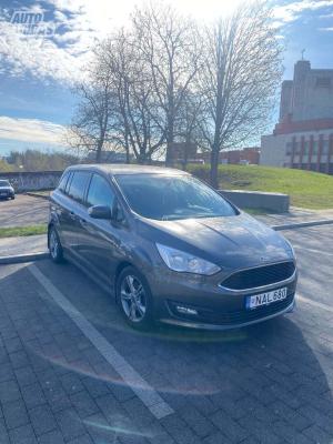 Pelēks Ford Grand C-MAX 2017 Panevēža, ar dzinēja tilpumu 1.00 L un nobraukumu 145 tūkst. km par 7590 €, foto 3 vietnē AUTOMOTO.COM.LV