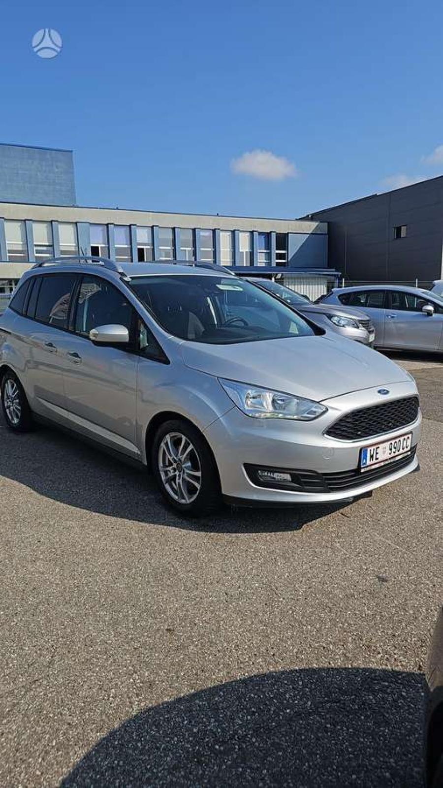 Grey Ford Grand C-MAX 2017 in Kaunas, with an engine capacity of 1.50 L and mileage of 180 thousand km for 5350 €, photo 1 on AUTOMOTO.COM.LV