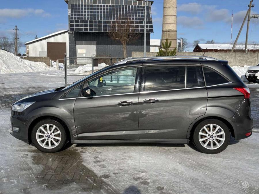 Grey Ford Grand C-MAX 2018 in Taurage, with an engine capacity of 1.00 L and mileage of 149 thousand km for 5900 €, photo 2 on AUTOMOTO.COM.LV