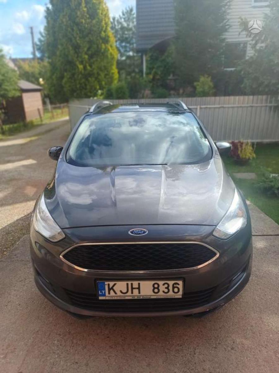 Grey Ford Grand C-MAX 2018 in Kaunas, with an engine capacity of 1.50 L and mileage of 193 thousand km for 5300 €, photo 1 on AUTOMOTO.COM.LV