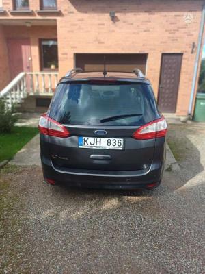Grey Ford Grand C-MAX 2018 in Kaunas, with an engine capacity of 1.50 L and mileage of 193 thousand km for 5300 €, photo 4 on AUTOMOTO.COM.LV