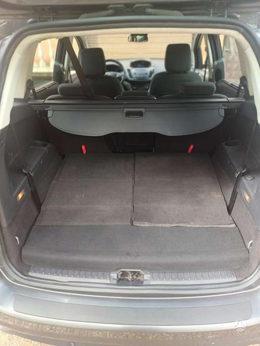 Grey Ford Grand C-MAX 2018 in Kaunas, with an engine capacity of 1.50 L and mileage of 193 thousand km for 5300 €, photo 9 on AUTOMOTO.COM.LV