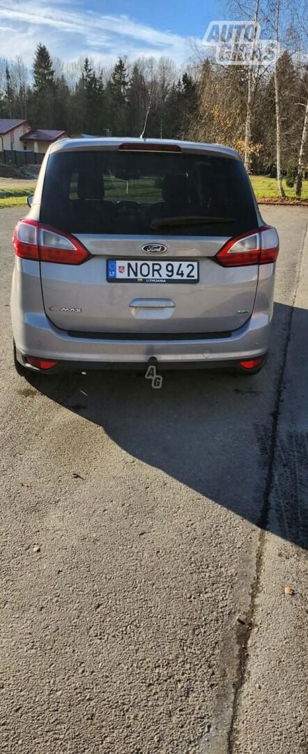 Pelēks Ford Grand C-MAX 2010 Kaišiadorys, ar dzinēja tilpumu 1.60 L un nobraukumu 316 tūkst. km par 3500 €, foto 2 vietnē AUTOMOTO.COM.LV