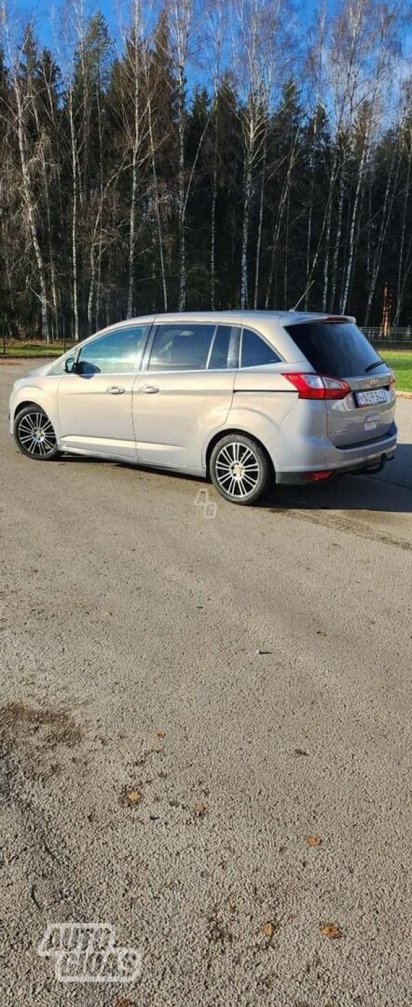 Pelēks Ford Grand C-MAX 2010 Kaišiadorys, ar dzinēja tilpumu 1.60 L un nobraukumu 316 tūkst. km par 3500 €, foto 6 vietnē AUTOMOTO.COM.LV