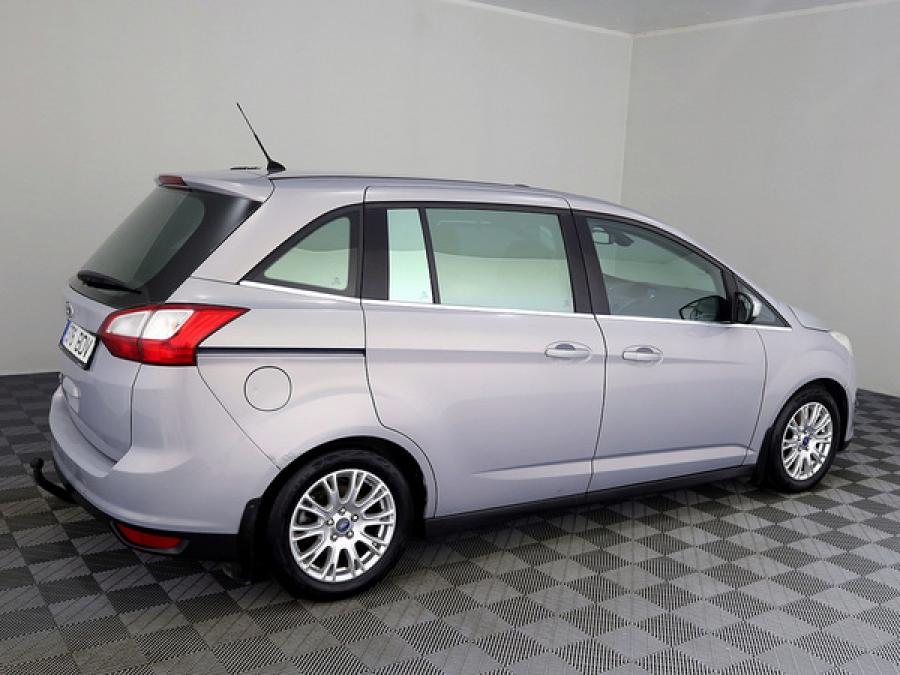 Pelēks Ford Grand C-MAX 2011 Tallina, ar dzinēja tilpumu 1.60 L un nobraukumu 329 tūkst. km par 1899 €, foto 4 vietnē AUTOMOTO.COM.LV