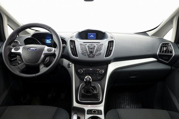 Pelēks Ford Grand C-MAX 2011 Tallina, ar dzinēja tilpumu 1.60 L un nobraukumu 329 tūkst. km par 1899 €, foto 5 vietnē AUTOMOTO.COM.LV