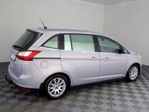Pelēks Ford Grand C-MAX 2011 Tallina, ar dzinēja tilpumu 1.60 L un nobraukumu 329 tūkst. km par 1899 €, foto 12 vietnē AUTOMOTO.COM.LV