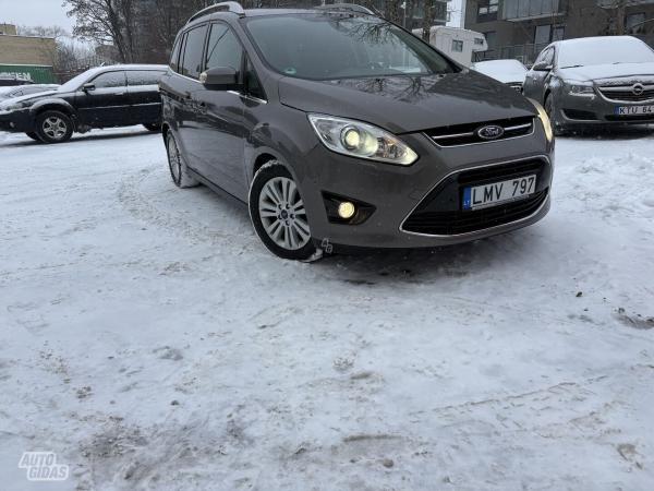 Pelēks Ford Grand C-MAX 2012 Viļņa, ar dzinēja tilpumu 2.00 L un nobraukumu 145 tūkst. km par 4299 €, foto 3 vietnē AUTOMOTO.COM.LV