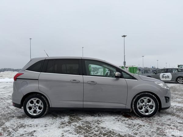 Pelēks Ford Grand C-MAX 2012 Viļņa, ar dzinēja tilpumu 2.00 L un nobraukumu 325 tūkst. km par 3500 €, foto 4 vietnē AUTOMOTO.COM.LV