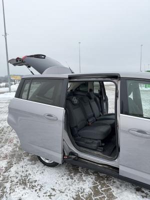 Grey Ford Grand C-MAX 2012 in Vilnius, with an engine capacity of 2.00 L and mileage of 325 thousand km for 3500 €, photo 11 on AUTOMOTO.COM.LV
