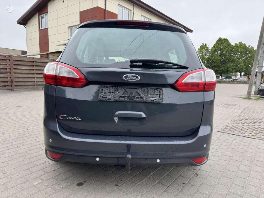Grey Ford Grand C-MAX 2012 in Kretinga, with an engine capacity of 1.56 L and mileage of 325 thousand km for 2995 €, photo 9 on AUTOMOTO.COM.LV