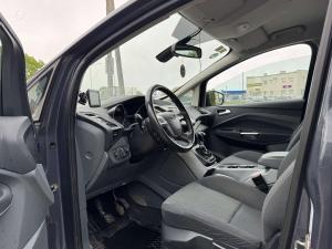 Grey Ford Grand C-MAX 2012 in Kretinga, with an engine capacity of 1.56 L and mileage of 325 thousand km for 2995 €, photo 14 on AUTOMOTO.COM.LV