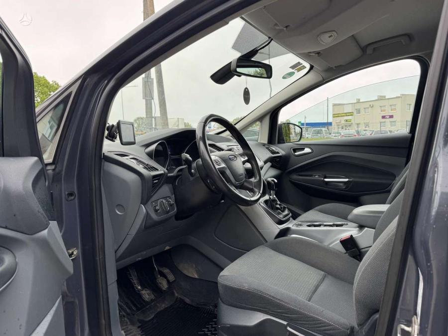 Grey Ford Grand C-MAX 2012 in Kretinga, with an engine capacity of 1.56 L and mileage of 325 thousand km for 2995 €, photo 14 on AUTOMOTO.COM.LV