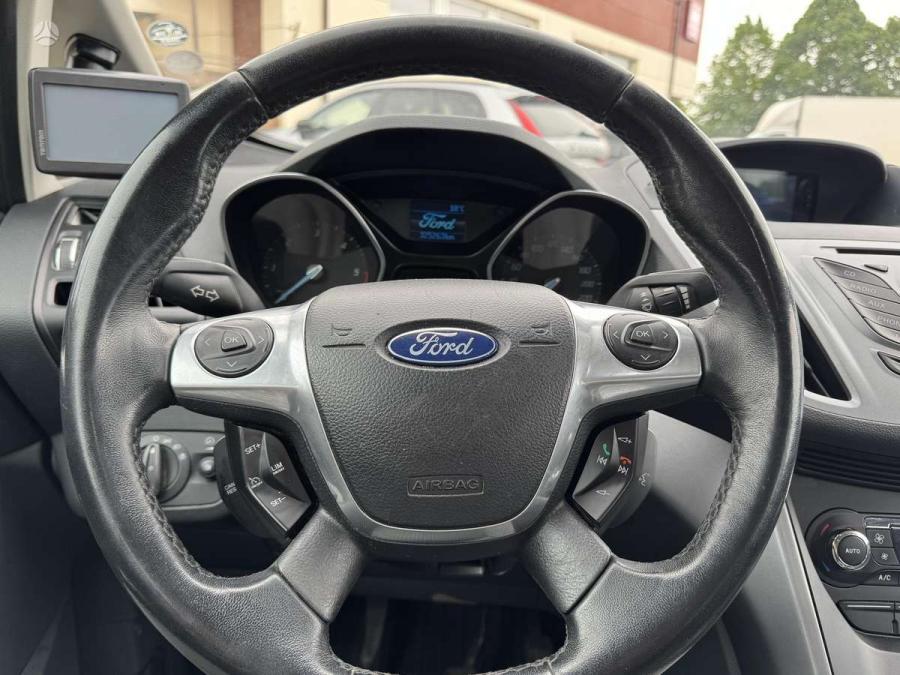 Grey Ford Grand C-MAX 2012 in Kretinga, with an engine capacity of 1.56 L and mileage of 325 thousand km for 2995 €, photo 18 on AUTOMOTO.COM.LV