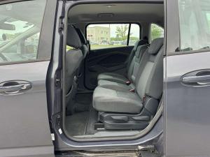 Grey Ford Grand C-MAX 2012 in Kretinga, with an engine capacity of 1.56 L and mileage of 325 thousand km for 2995 €, photo 26 on AUTOMOTO.COM.LV