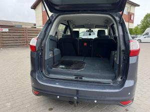 Grey Ford Grand C-MAX 2012 in Kretinga, with an engine capacity of 1.56 L and mileage of 325 thousand km for 2995 €, photo 28 on AUTOMOTO.COM.LV