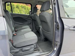 Grey Ford Grand C-MAX 2012 in Kretinga, with an engine capacity of 1.56 L and mileage of 325 thousand km for 2995 €, photo 29 on AUTOMOTO.COM.LV