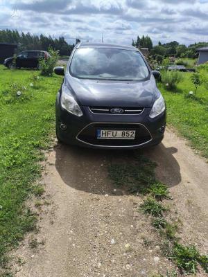 Pelēks Ford Grand C-MAX 2014 Kaišiadorys, ar dzinēja tilpumu 1.00 L un nobraukumu 167 tūkst. km par 4200 €, foto  vietnē AUTOMOTO.COM.LV