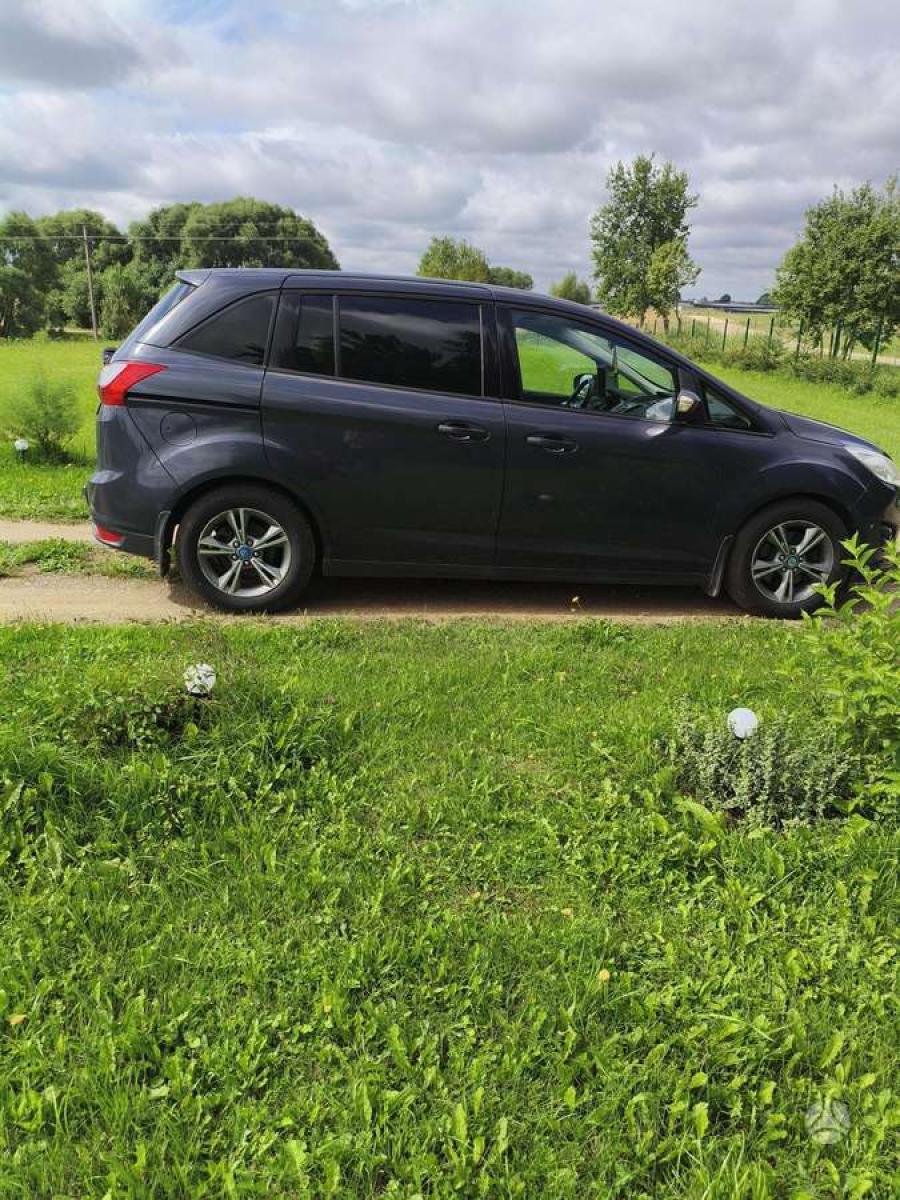 Pelēks Ford Grand C-MAX 2014 Kaišiadorys, ar dzinēja tilpumu 1.00 L un nobraukumu 167 tūkst. km par 4200 €, foto 3 vietnē AUTOMOTO.COM.LV