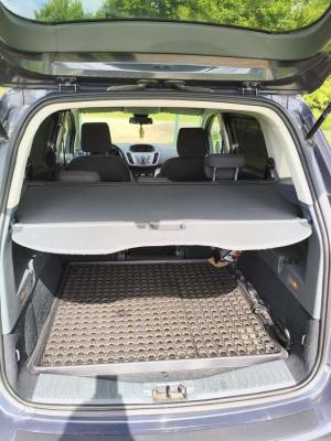 Pelēks Ford Grand C-MAX 2014 Kaišiadorys, ar dzinēja tilpumu 1.00 L un nobraukumu 167 tūkst. km par 4200 €, foto 7 vietnē AUTOMOTO.COM.LV