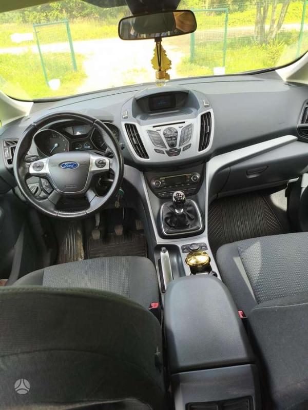 Pelēks Ford Grand C-MAX 2014 Kaišiadorys, ar dzinēja tilpumu 1.00 L un nobraukumu 167 tūkst. km par 4200 €, foto 8 vietnē AUTOMOTO.COM.LV