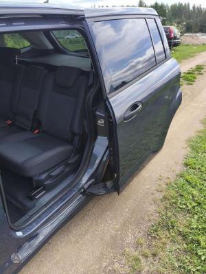 Pelēks Ford Grand C-MAX 2014 Kaišiadorys, ar dzinēja tilpumu 1.00 L un nobraukumu 167 tūkst. km par 4200 €, foto 15 vietnē AUTOMOTO.COM.LV