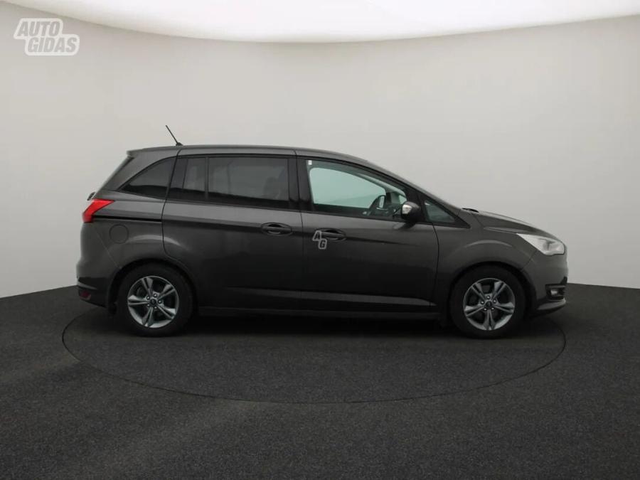 Pelēks Ford Grand C-MAX 2019 Viļņa, ar dzinēja tilpumu 1.00 L un nobraukumu 192 tūkst. km par 7699 €, foto 9 vietnē AUTOMOTO.COM.LV