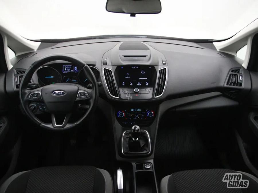 Grey Ford Grand C-MAX 2019 in Vilnius, with an engine capacity of 1.00 L and mileage of 192 thousand km for 7699 €, photo 2 on AUTOMOTO.COM.LV
