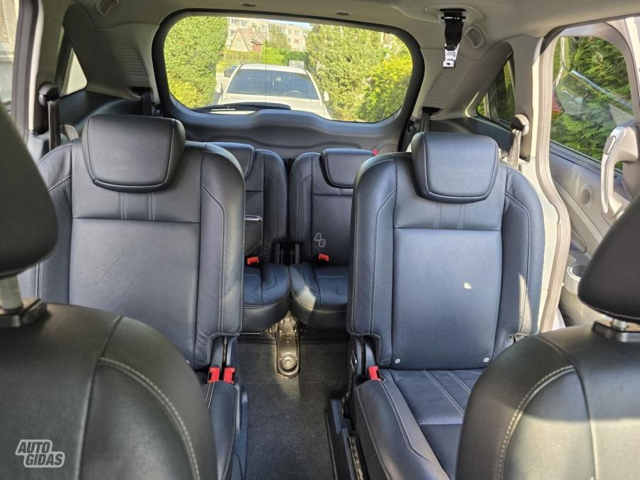 Ford Grand C-MAX 2010 Utena, ar dzinēja tilpumu 1.60 L un nobraukumu 254 tūkst. km par 4799 €, foto 16 vietnē AUTOMOTO.COM.LV